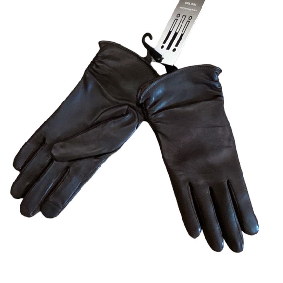 Ili | Accessories | Nwt Ili New York Brown Leather Gloves | Poshmark